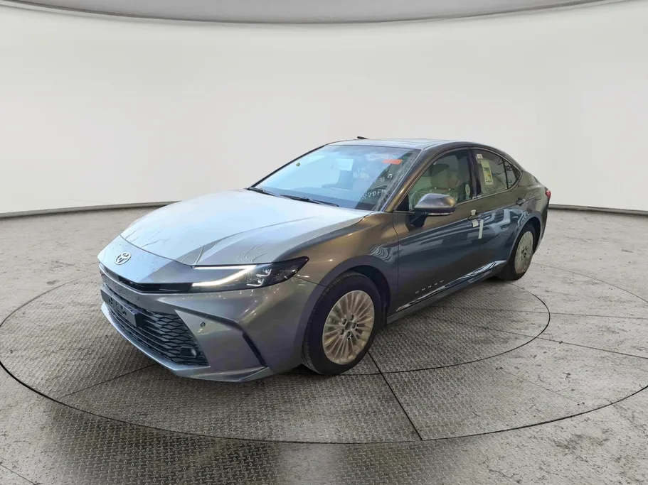 New 2026 Toyota Camry LE Grey Color for sale - 284393 | Syarah