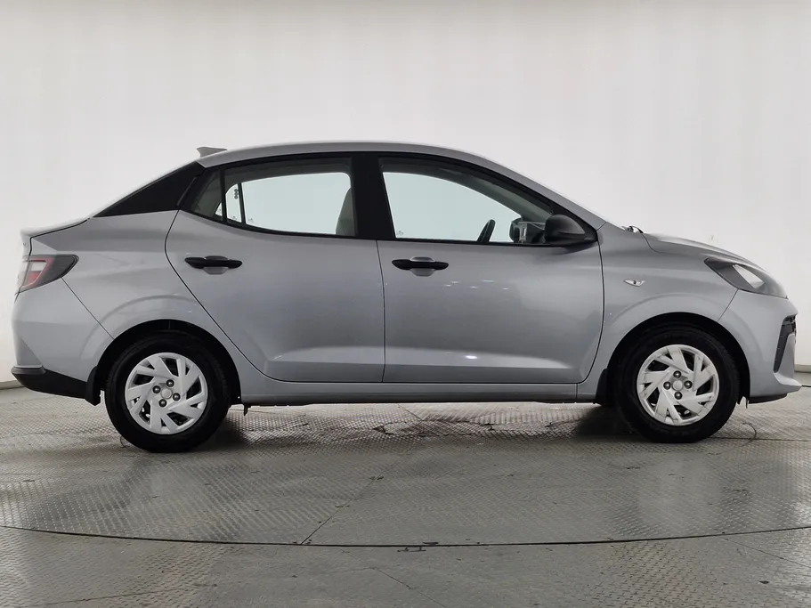 Used 2024 Hyundai Grand i10 Fleet Silver Color for sale - 285962 | Syarah