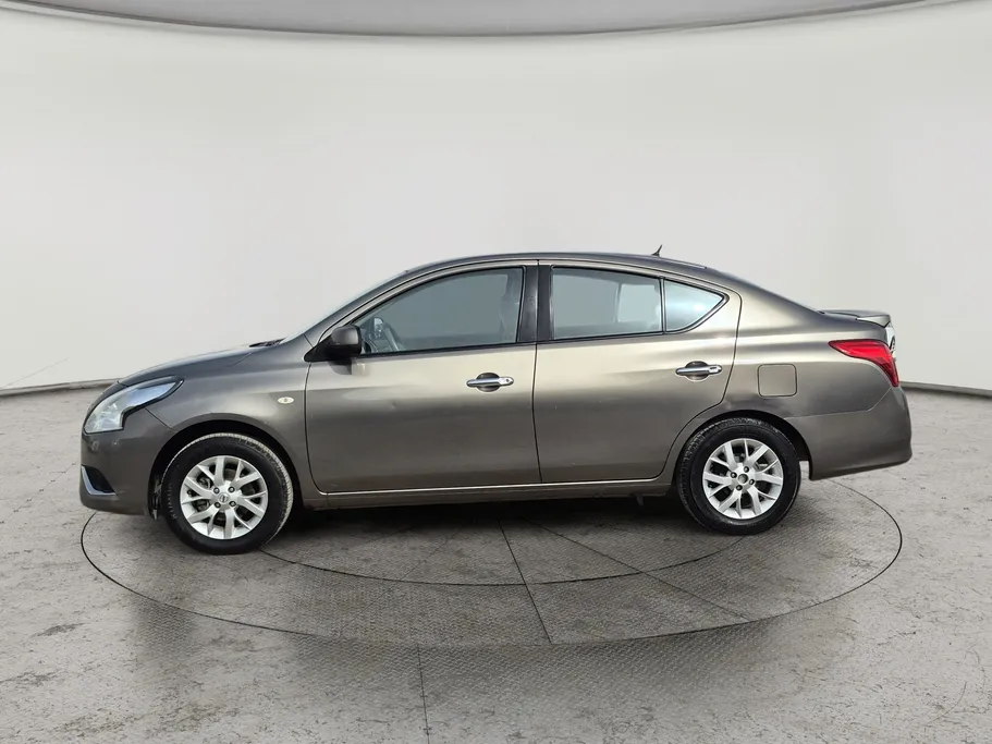 Used 2022 Nissan Sunny SV Comfort Brown Color for sale - 286091 | Syarah